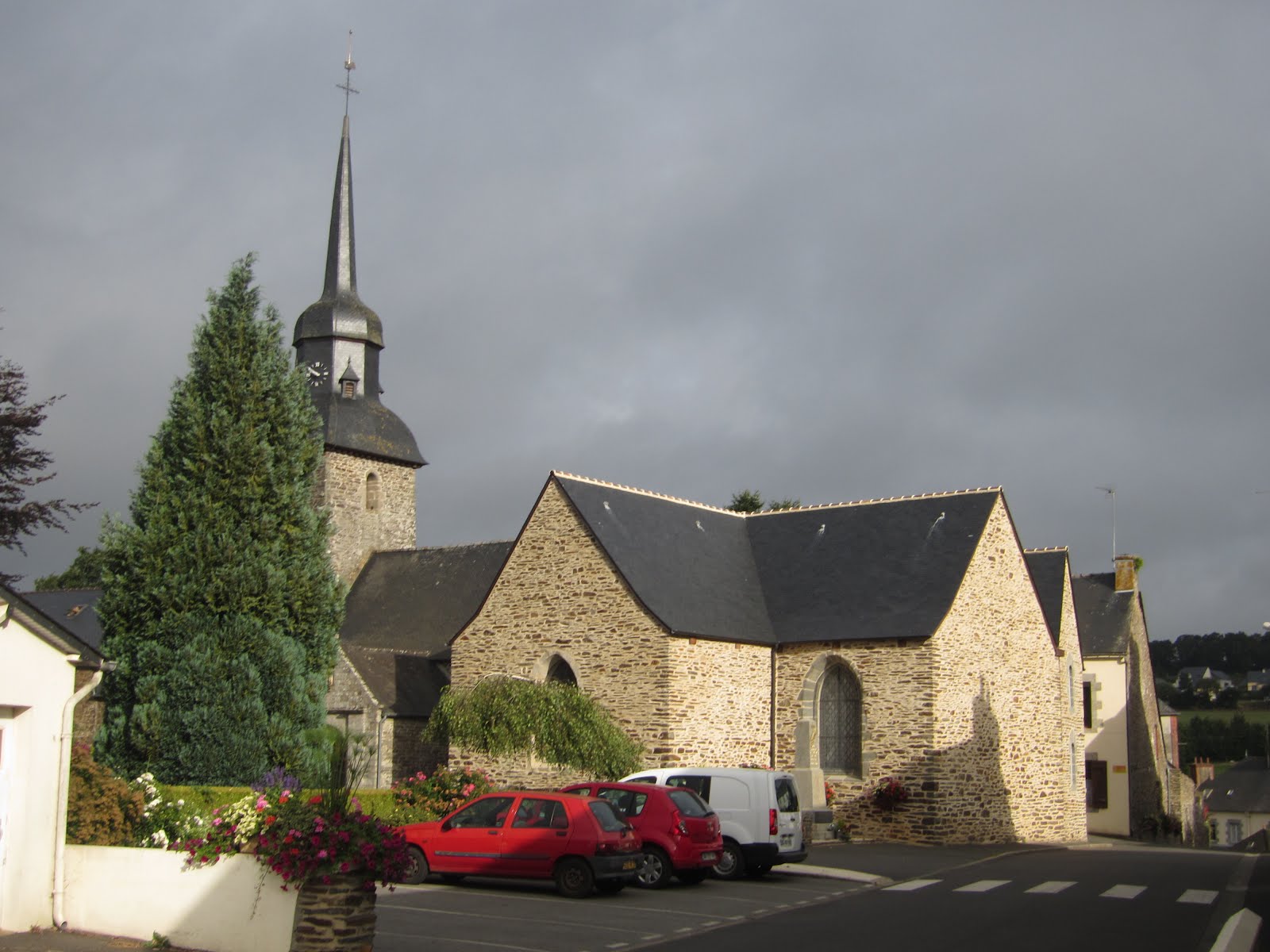 Eglise de Saint Hervé - Exposition de peinture: Saint Hervé et son église