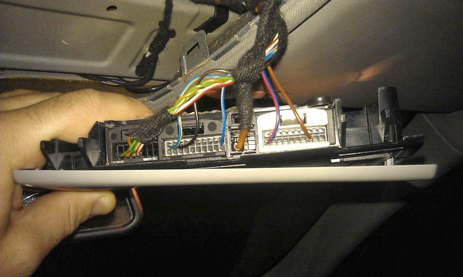 Moj B(r)log: RETROFIT : BMW E91 - Rear interior lamp