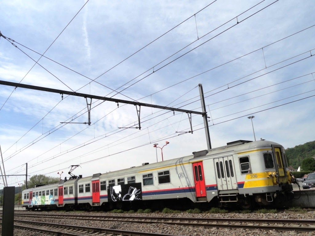 TRAIN WRITING Art on Train