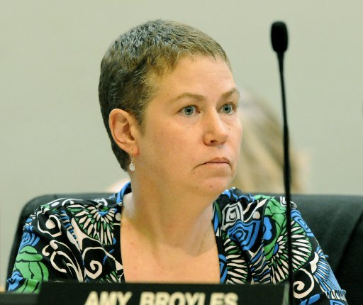 Screams from the Porch: Broyles to kick off LWVTn conference