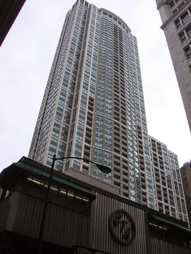 The Chicago Real Estate Local: Rented! Trading quiet Lakeview town home ...