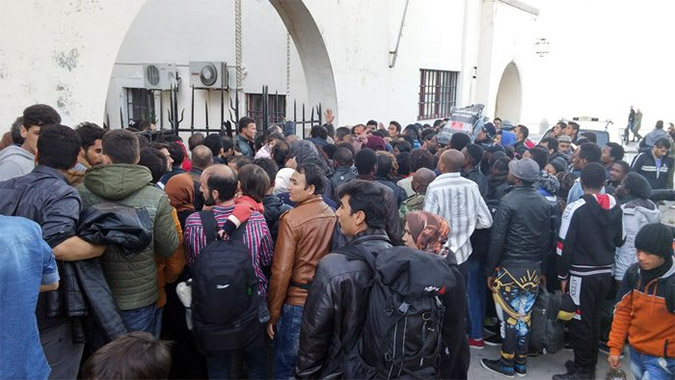 ΛΑΘΡΟΜΕΤΑΝΑΣΤΕΥΣΗ, ΠΑΡΑΝΟΜΗ Η΄ ΠΑΡΑΤΥΠΗ ΜΕΤΑΝΑΣΤΕΥΣΗ; “ΕΝ ΑΡΧΗ ΕΙΝΑΙ Ο ...