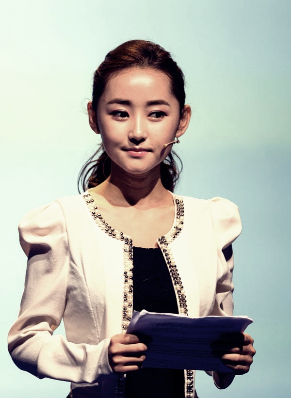 Yeonmi Park: Yeonmi Park and Her Incredible Story Article 1