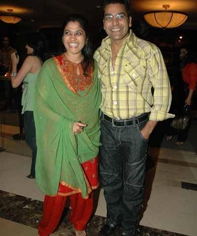 Bollywood Actor Ashutosh Rana & Wife Actress Renuka Shahane Family ...