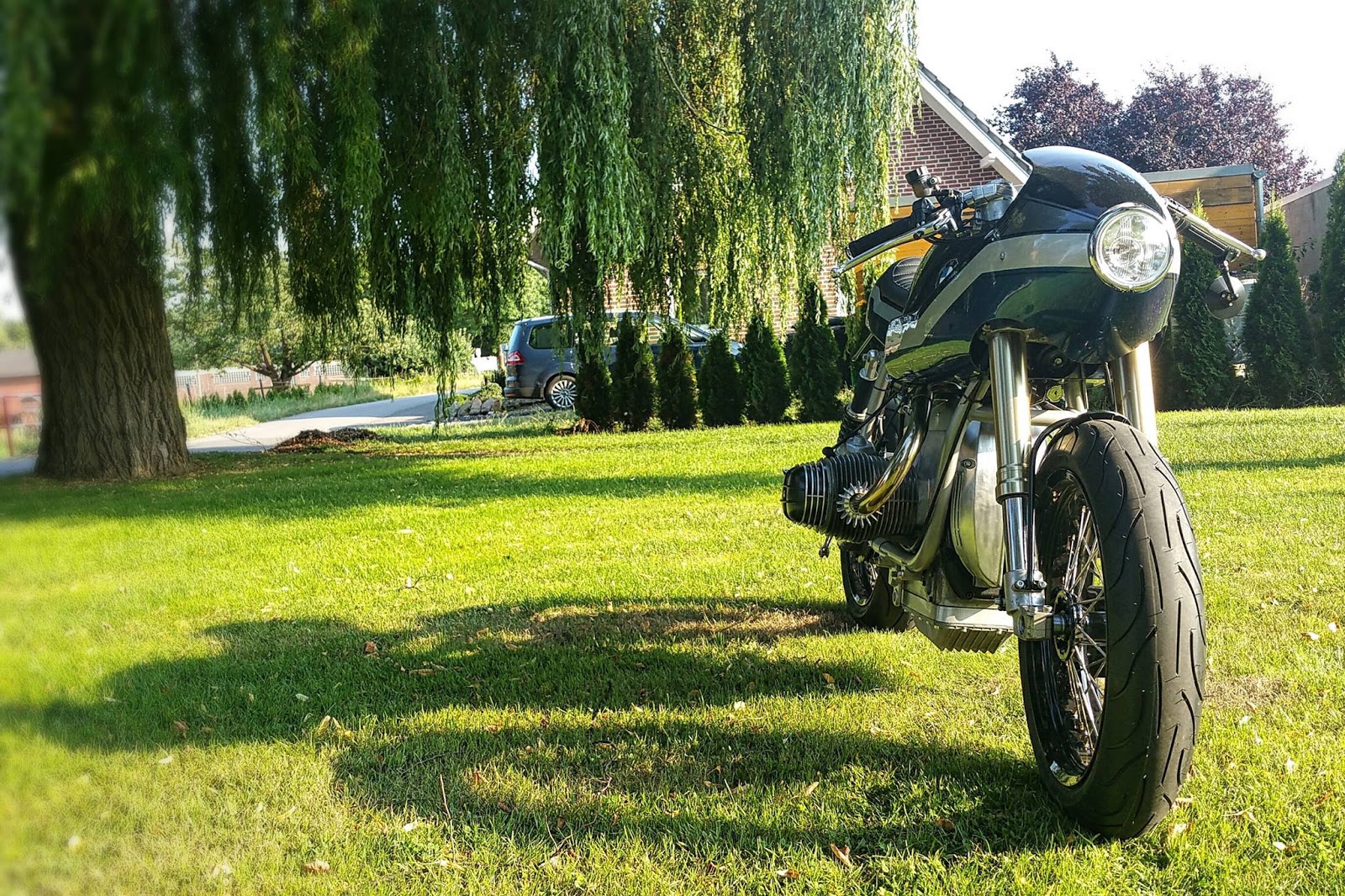 BMW Cafe Racer Coffee Rocker - RocketGarage - Cafe Racer Magazine