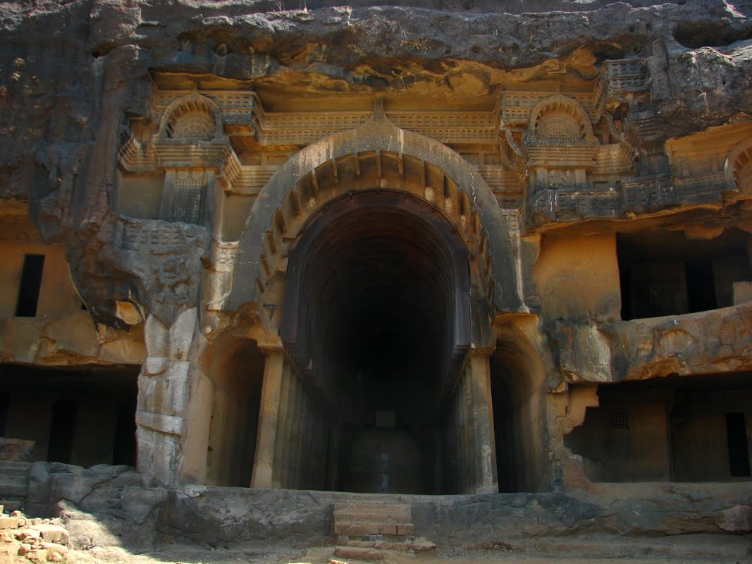 DEBU BARVE ART BLOG: Bhaja Caves: Story of the mysterious simplicity