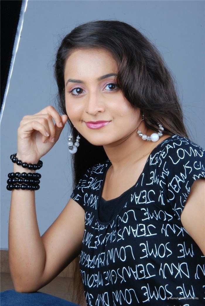 Soyagam For Ever: Bhama Photo Shoot Stills