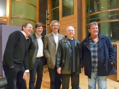 NOTICIAS Y EFEMERIDES MUSICALES Y DEL CINE: SIMPLY RED, UN 31 DE ...