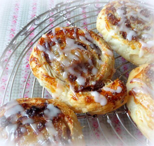 Lemon, Fruit and Nut Breakfast Scrolls | The English Kitchen