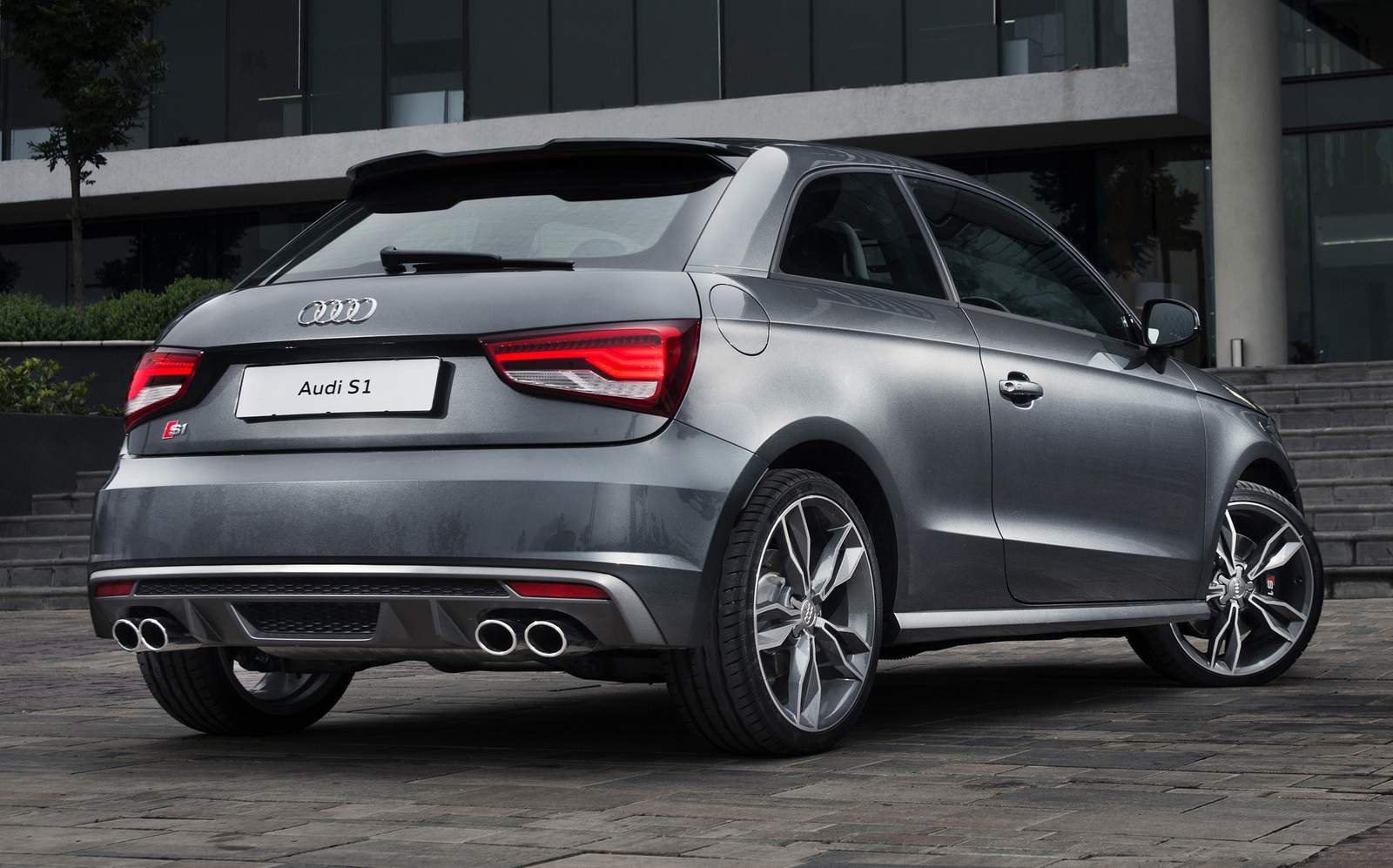 Novo Audi A1 chega em agosto; A3 Sedan flex em setembro
