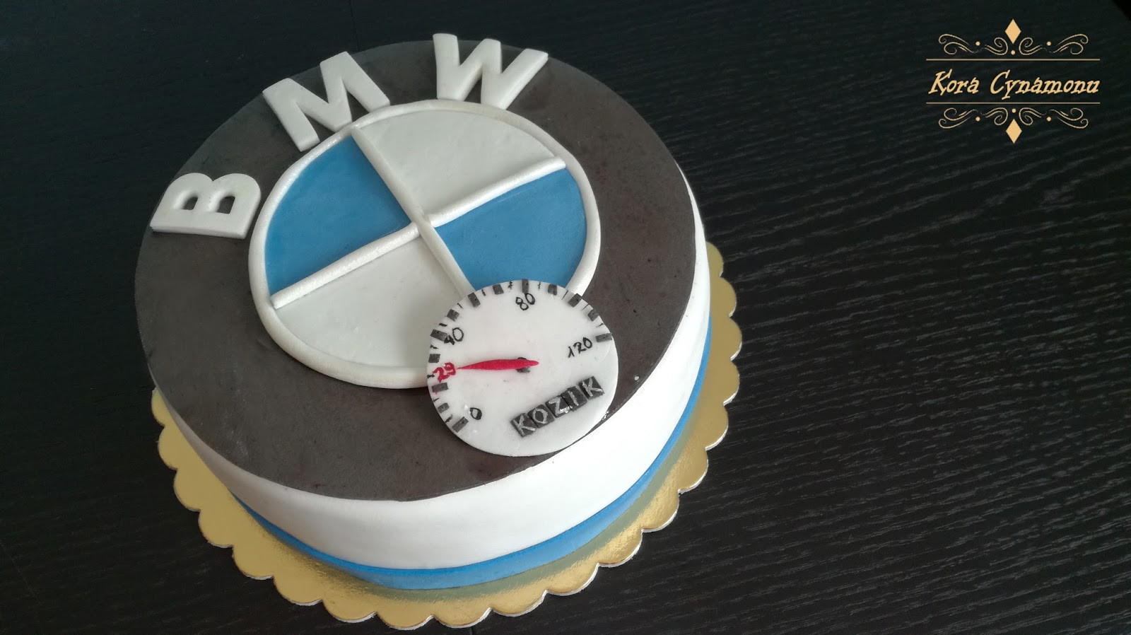 Kora Cynamonu : Tort BMW