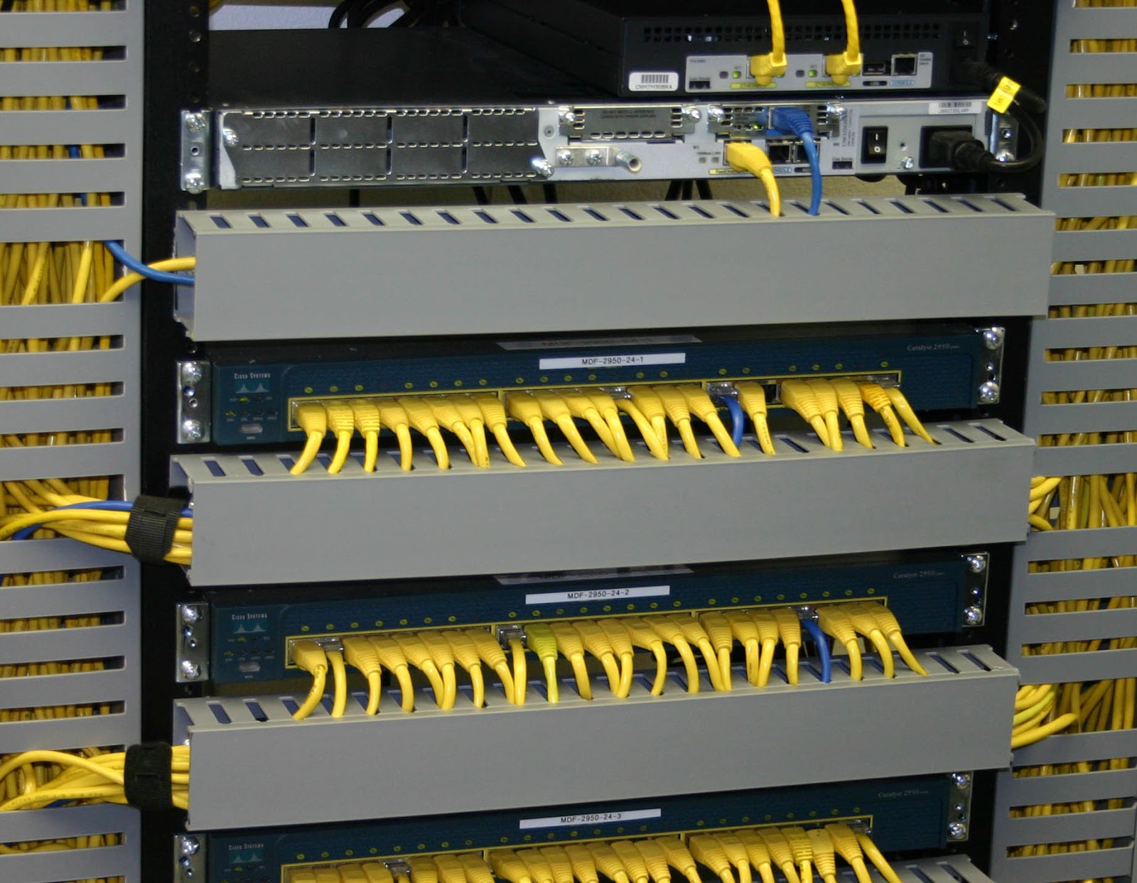 Vantage LED: Digital Signage 'Need To Know': FAQ about LED Signs for IT ...