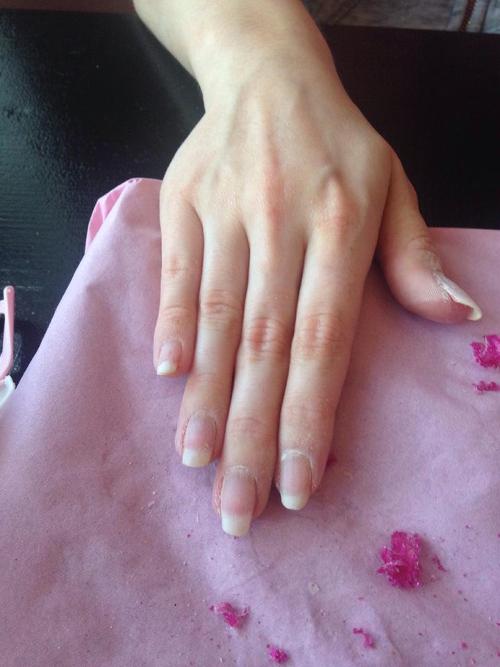 Jodi Roche Makeup: Getting my nails done at Marcelle's Beauty Rooms!