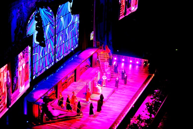 Monty Python Live (Mostly) - Elle Field