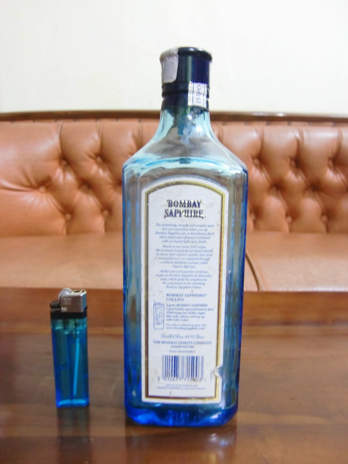 CILEGON ANTIK: Botol Cantik Biru Laut Merek BOMBAY - SAPPHIRE