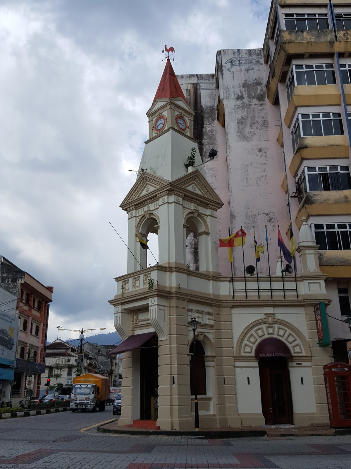 Meh Travel With Me!!: Menara Jam @ Taiping