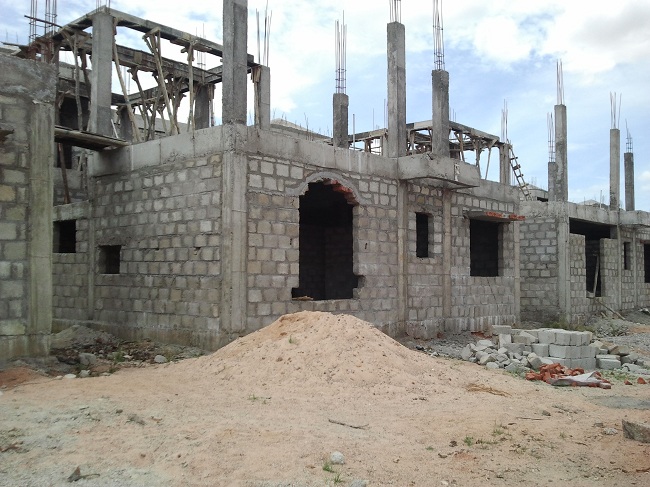 HOUSE CONSTRUCTION IN INDIA: FRAME STRUCTURE vs LOAD BEARING MASONRY WALLS