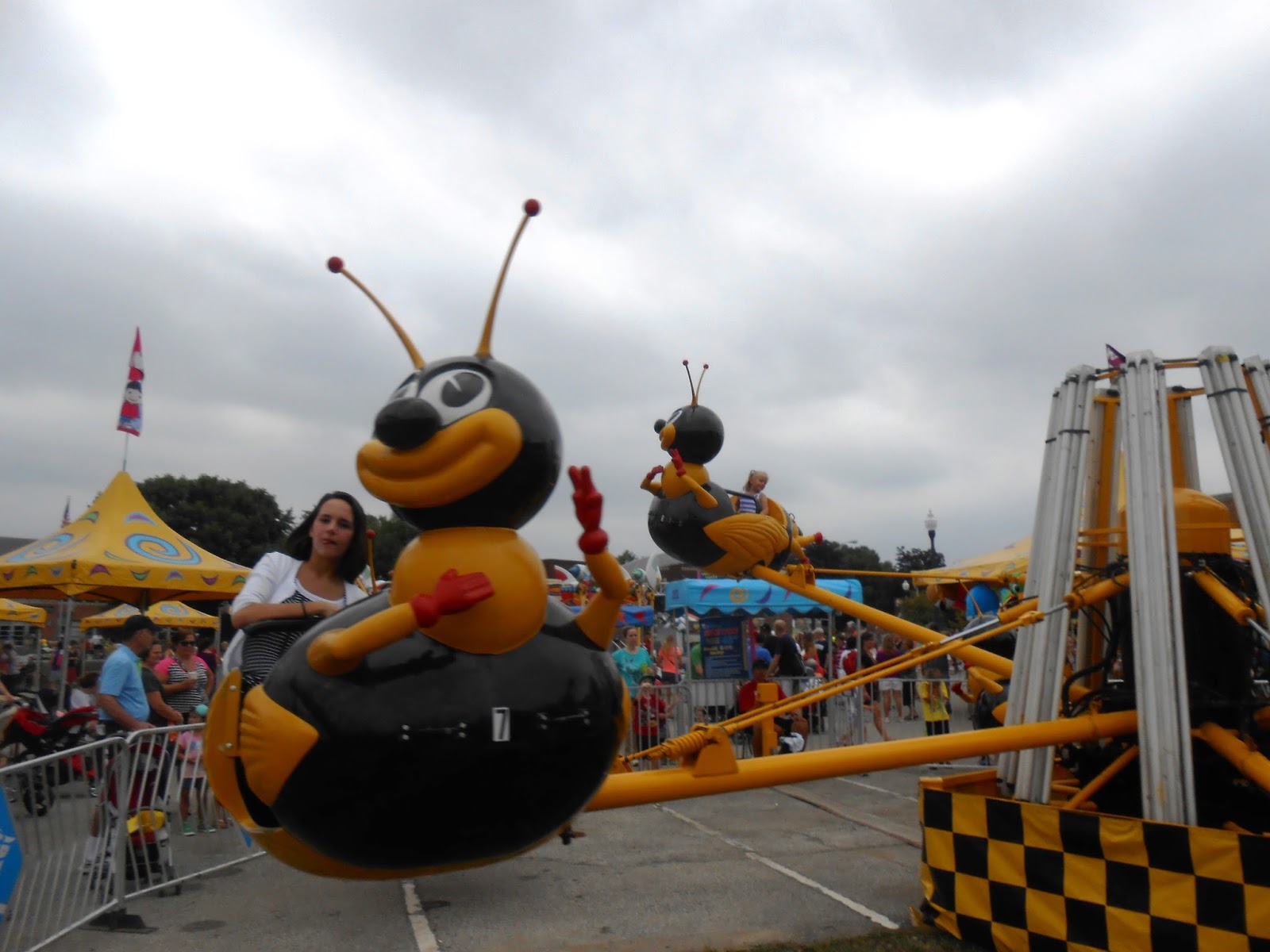 Glimpses of Camden: Fair Rides