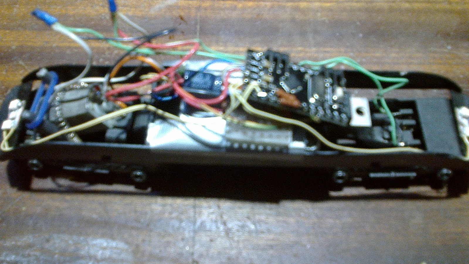 Ардуино експерименти и проекти: DCC Dekoder с Ардуино Pro-Mini и LB1838