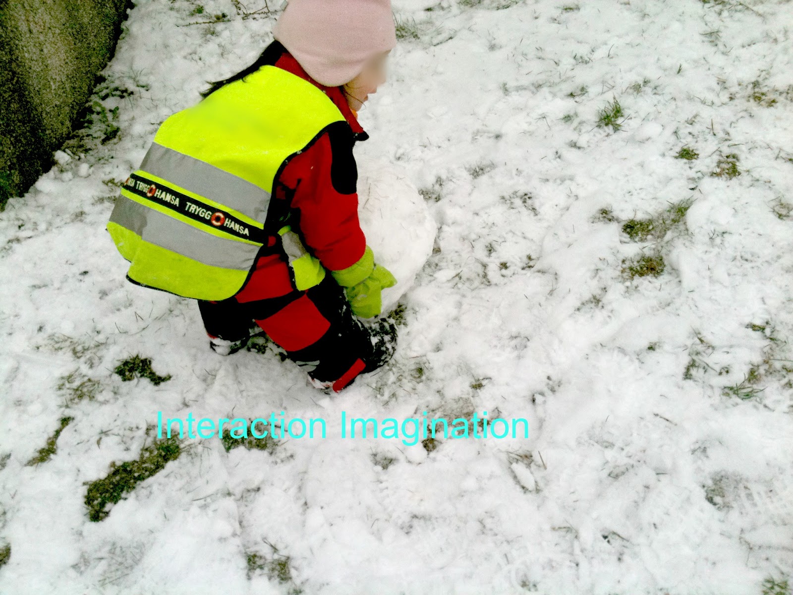 Interaction Imagination: Snow Play...