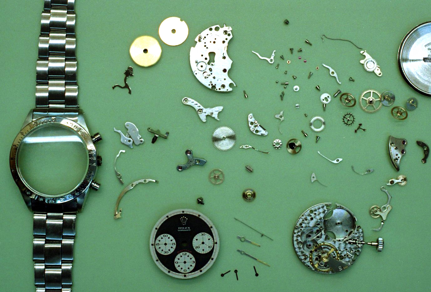 Welcome to RolexMagazine.com: Paul Newman Daytona Taken Apart