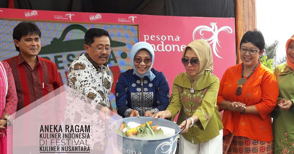 Ade UFi: Aneka Ragam Kuliner Indonesia di Festival Kuliner Nusantara 2017