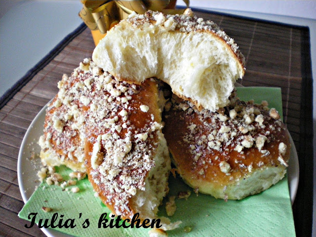 Iulia's kitchen: Mucenici moldovenesti (Sfintisori)