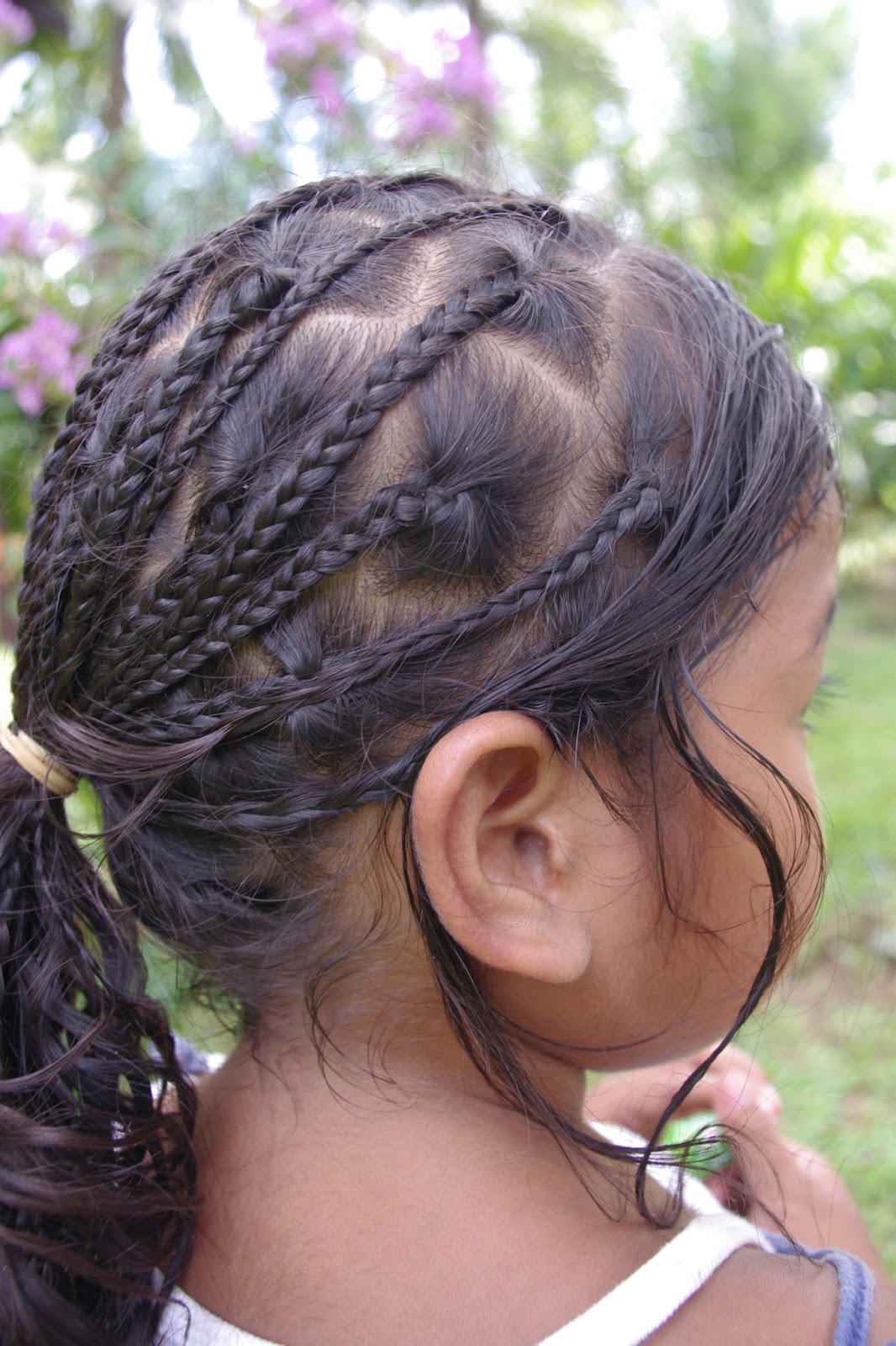 Braids & Hairstyles for Super Long Hair: Micronesian Girl~ Star Braids