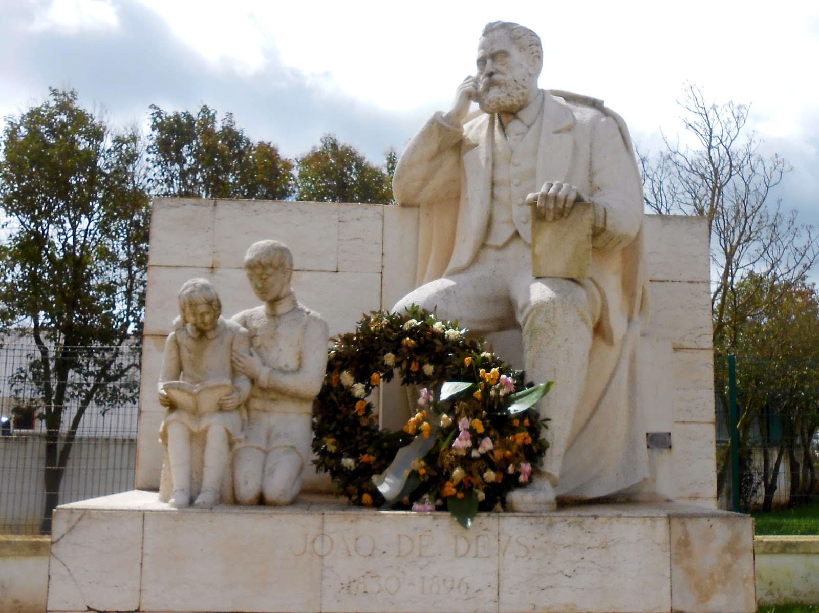 Viajar e descobrir: Portugal - São Bartolomeu de Messines - Monumento ...