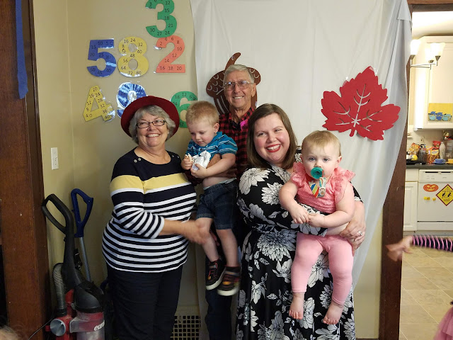 Figuring It Out 101: How To Throw A Fall Tea Party