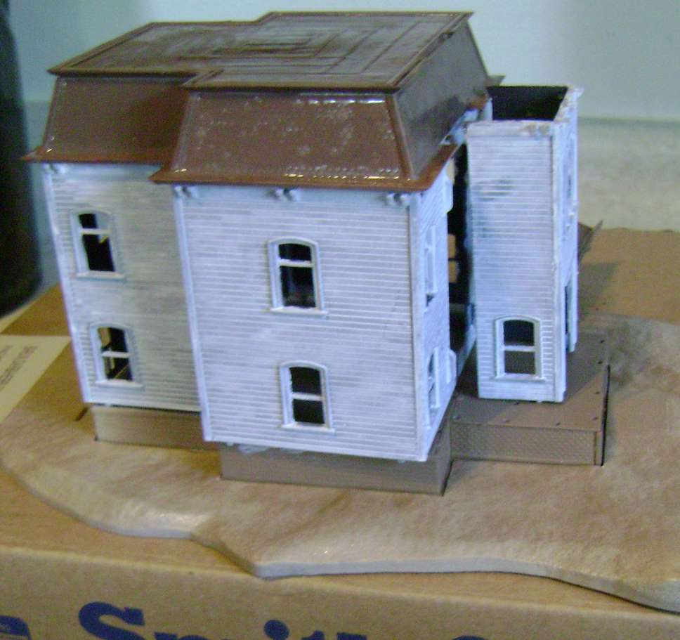KirkTrekModeler's Model Blog: PSYCHO! Bates Mansion, Polar Lights Kit ...