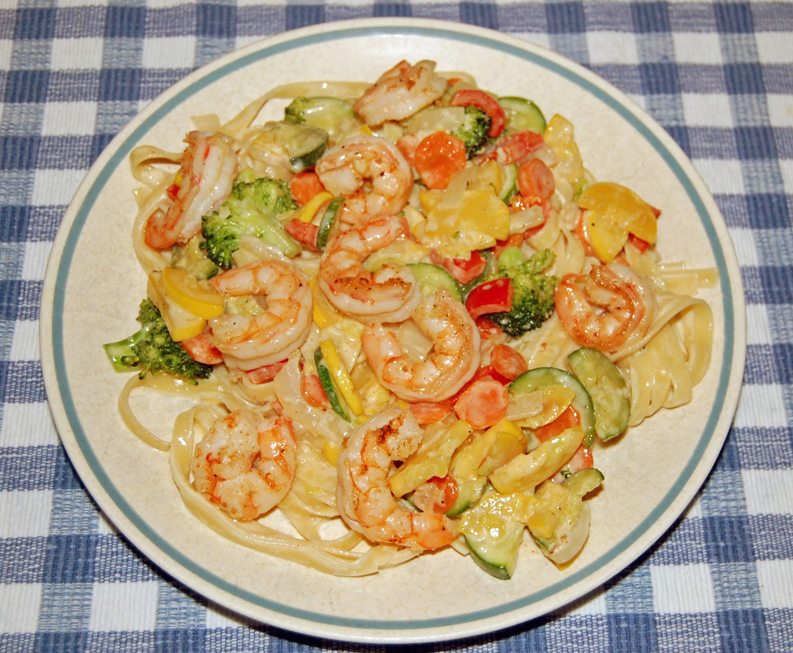 Southern Lady's Recipes: Fettuccini Alfredo Primavera with Sauteed Shrimp