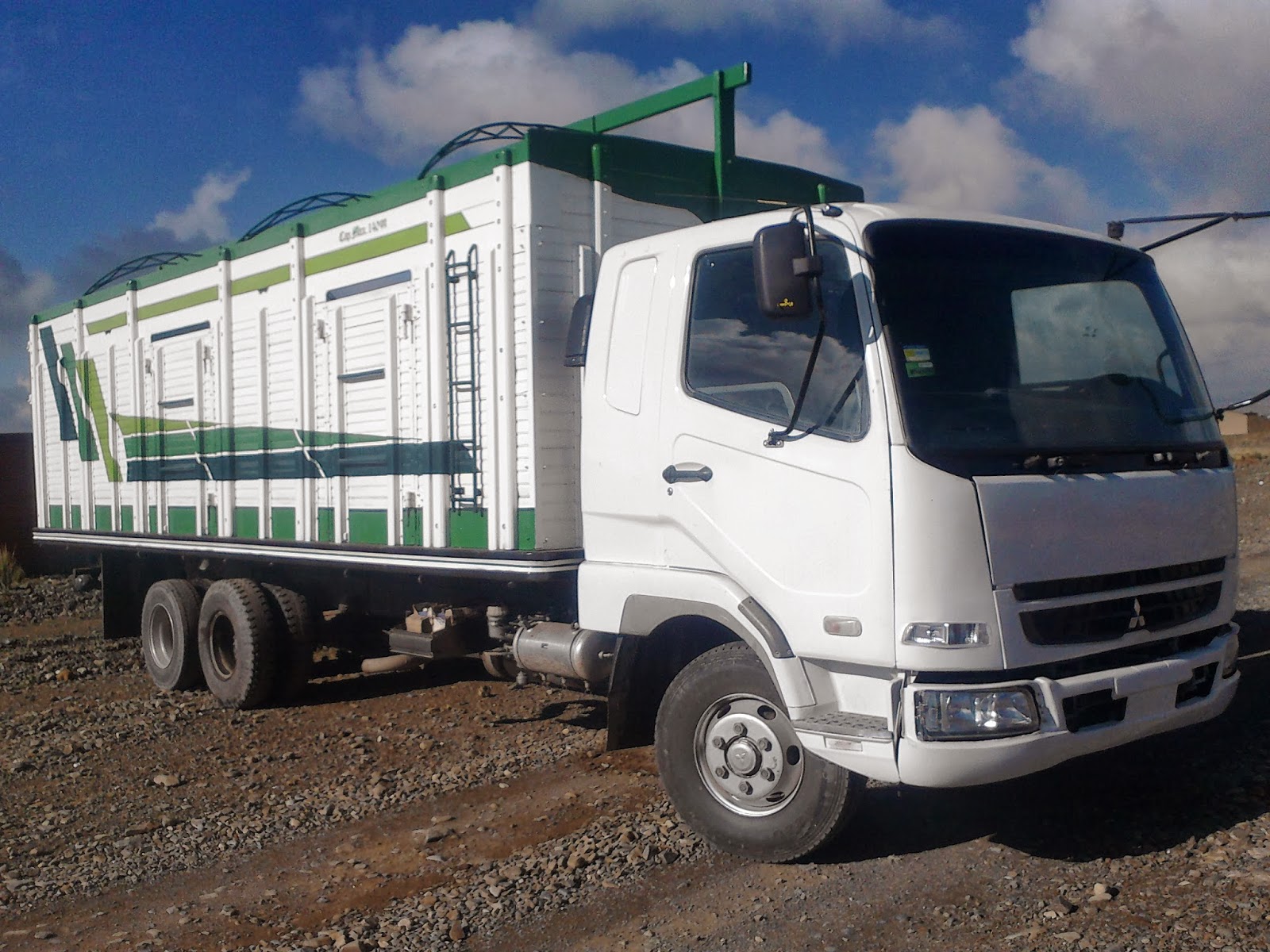 NISSAN CONDOR ESCENARIO