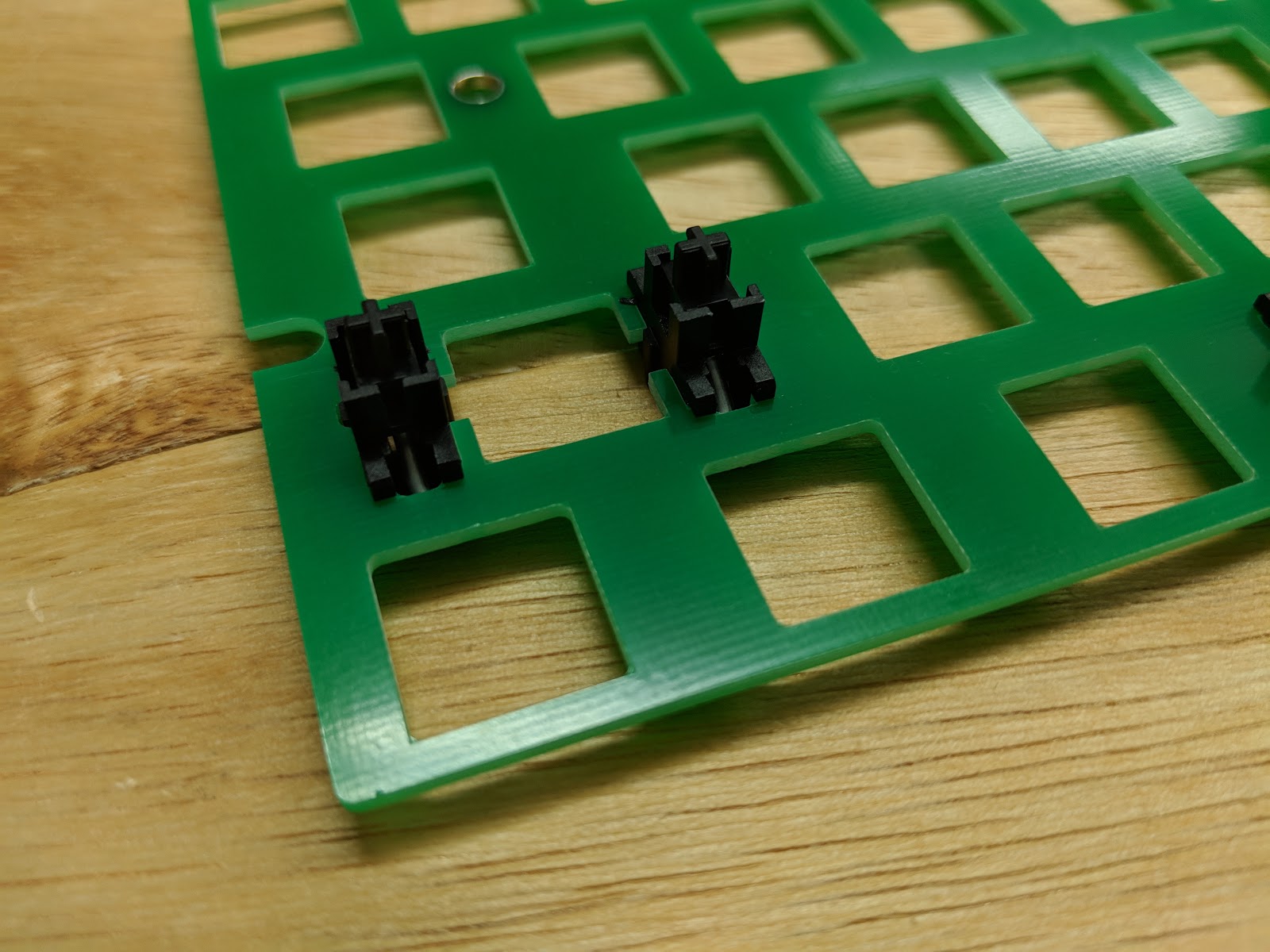 40% Keyboards: Cheap Genuine Cherry Stabilizers