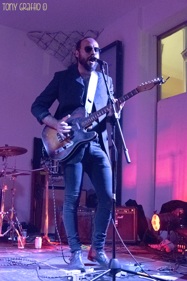 I frammenti di cultura di Tony Graffio: Basement Party - the Story ...