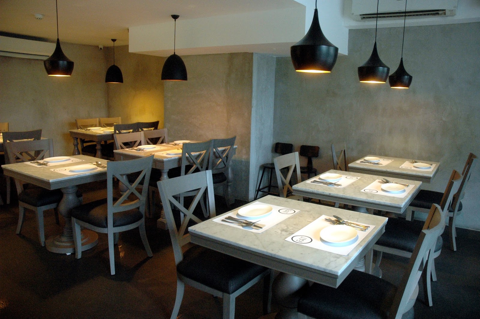 DUDE FOR FOOD: Make Me Fat. Please. At FAT Restaurant.