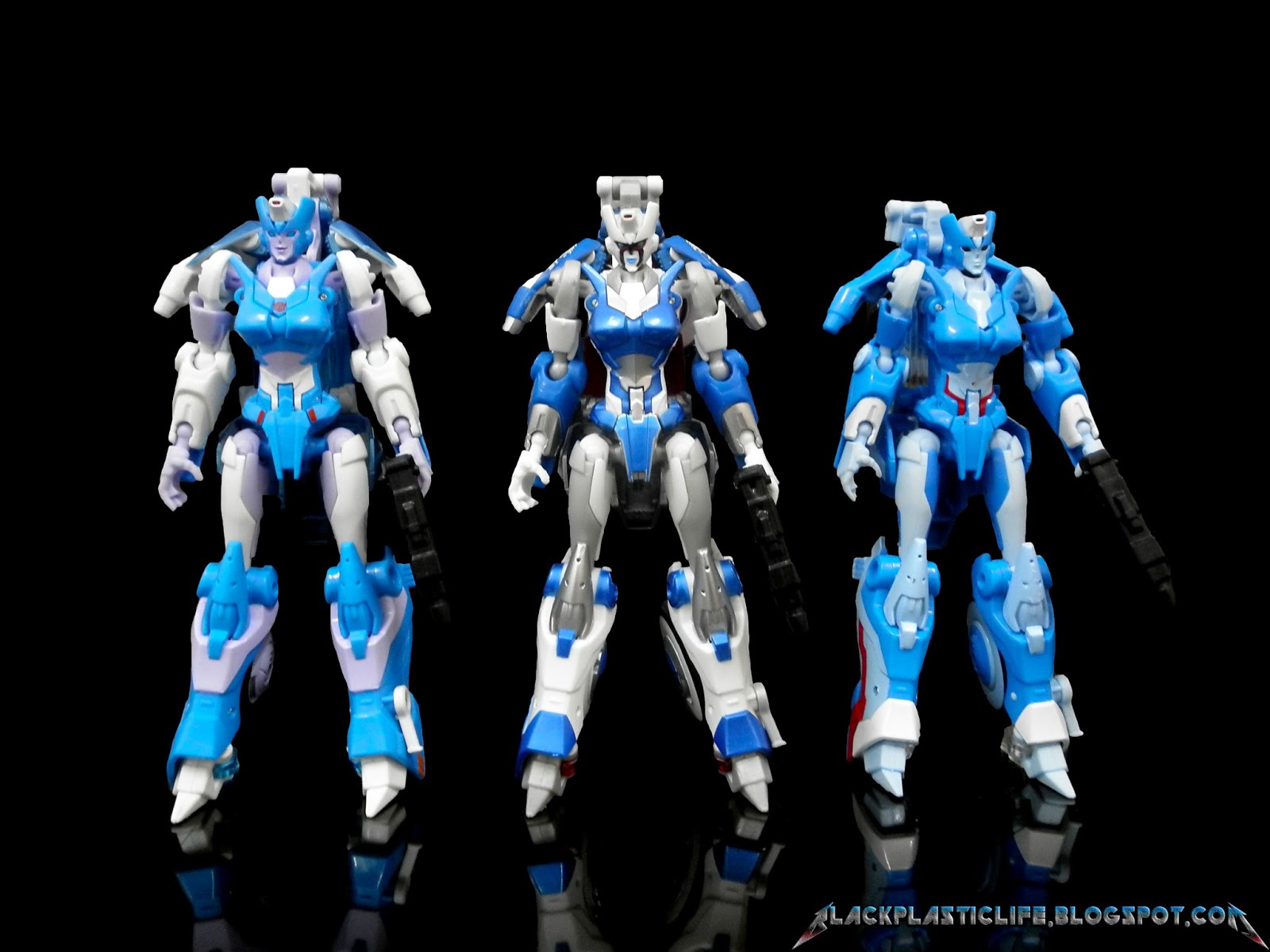 Black - Plastic - Life: SDCC 2015 Exclusive Transformers Generations ...