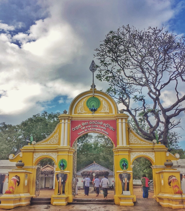 Hindu Temples of India: Kataragama Murugan Temple, Kandy, Srilanka