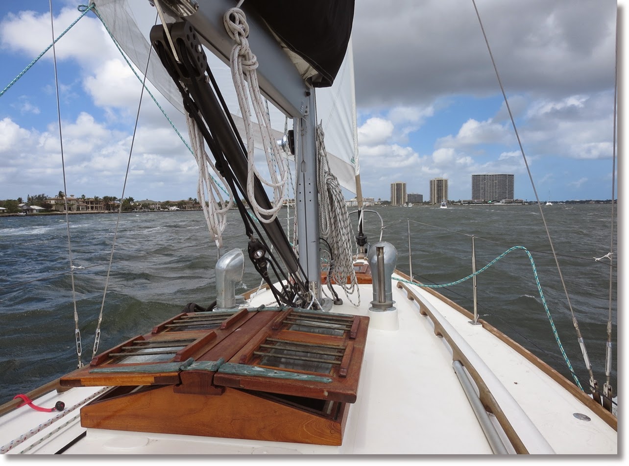 Venture Minimalists: Motoring the ICW, West Palm to Manatee Pocket Florida
