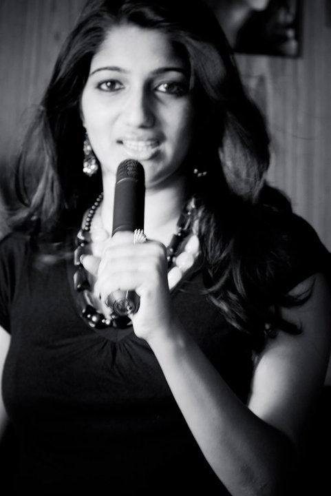 cute photos: Divya -singer - Airtel super singer anchor new photos