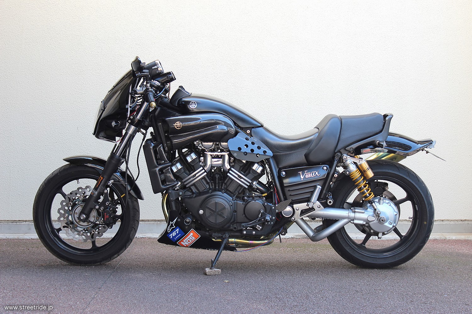 Racing Cafè: Yamaha V-Max 2007 by Esper