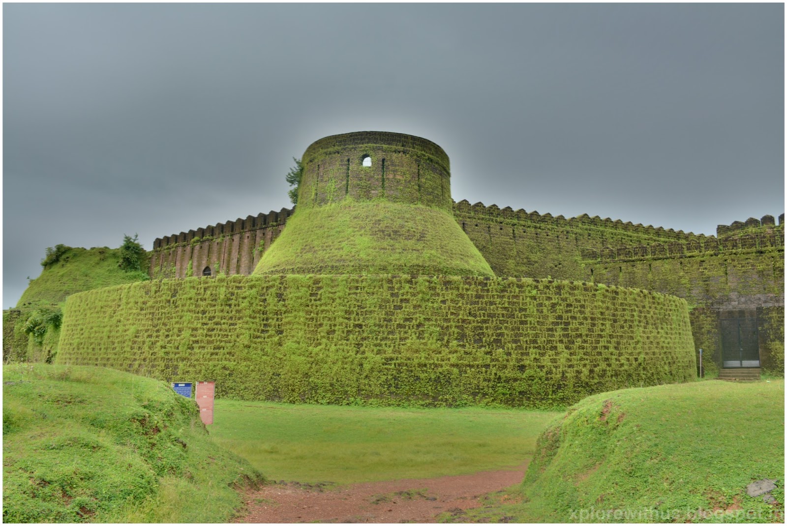 Our Travel Tales: Mirjan Fort