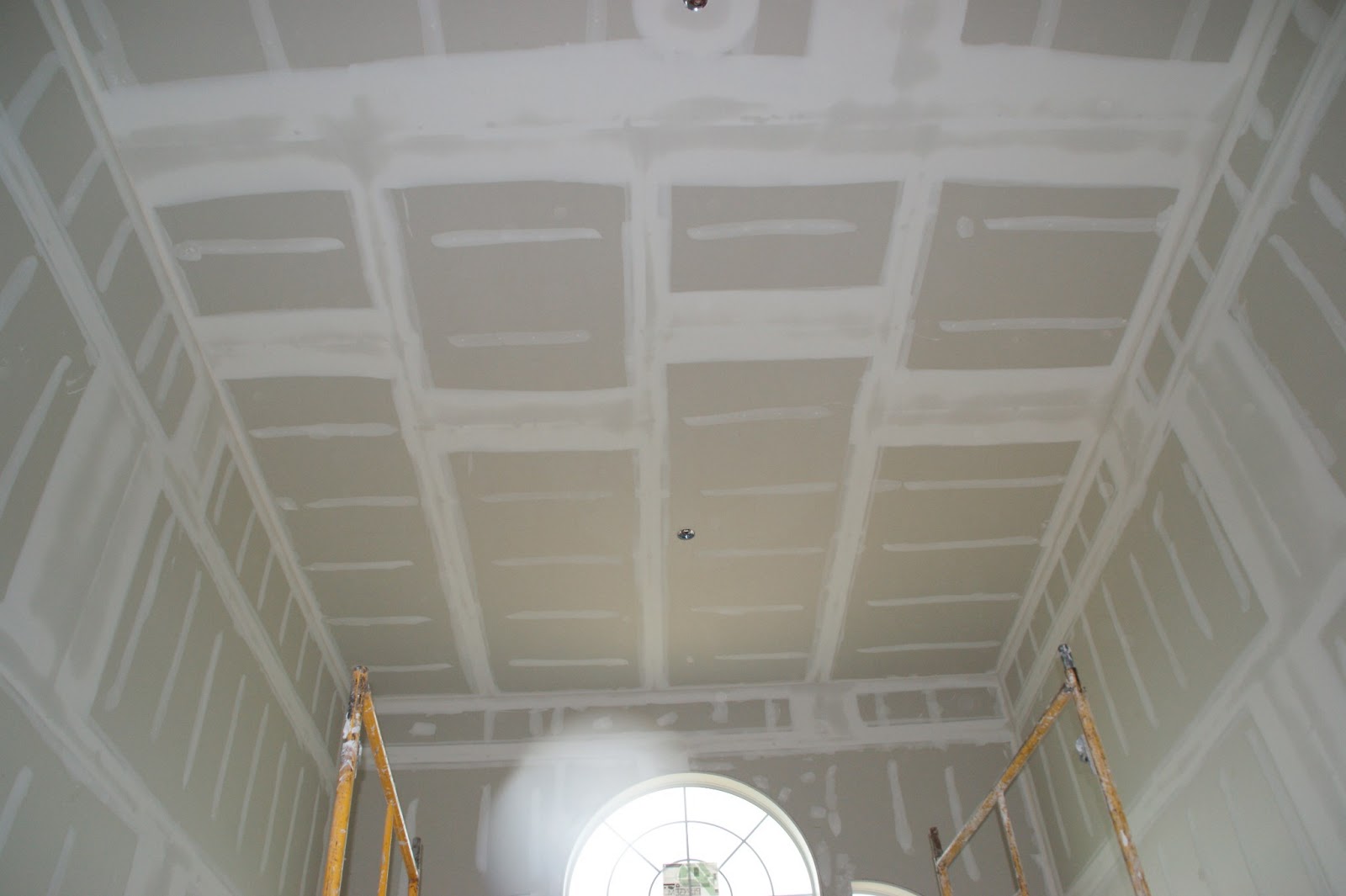 Building our Heavenly Highgrove: Day 54: Ceiling Textured & Final Drywall