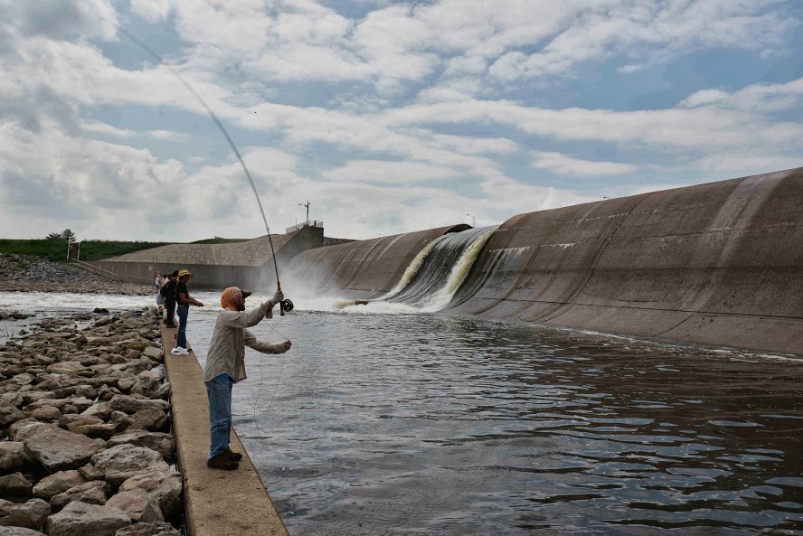 MuskieBait Adventures: Illinois Exploration 2013 (Day 2)