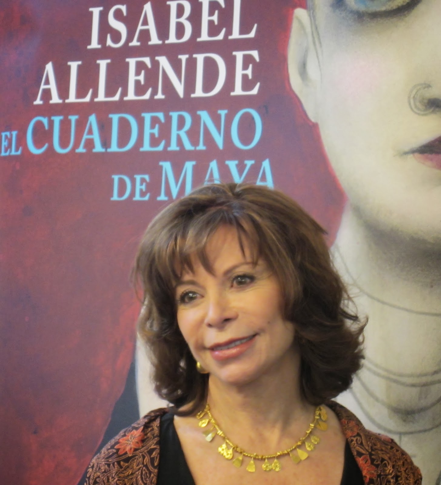 THE READER : RESEÑA: "El cuaderno de Maya" - Isabel Allende.