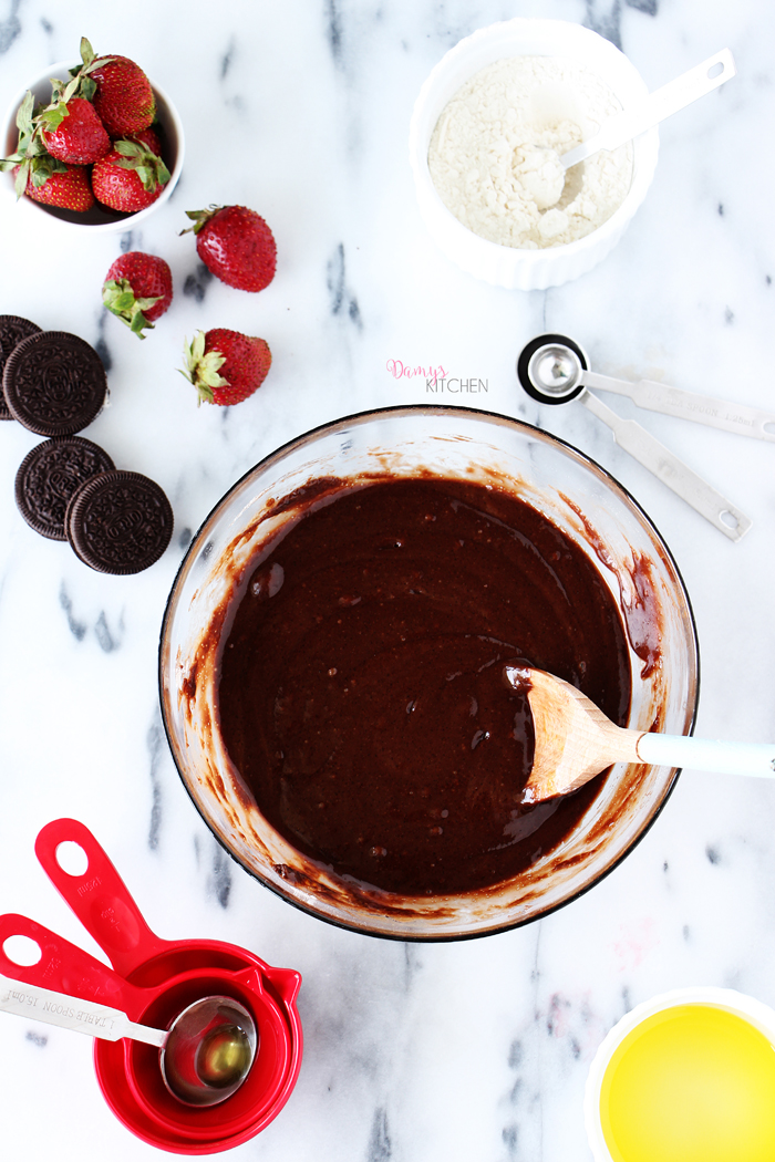 ÇİLEK VE OREO'LU PASTA - Damy's Kitchen