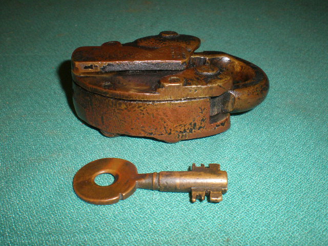 RestraintsBlog: Thomas L. Pye NY Pyes Patent 1860 Padlock