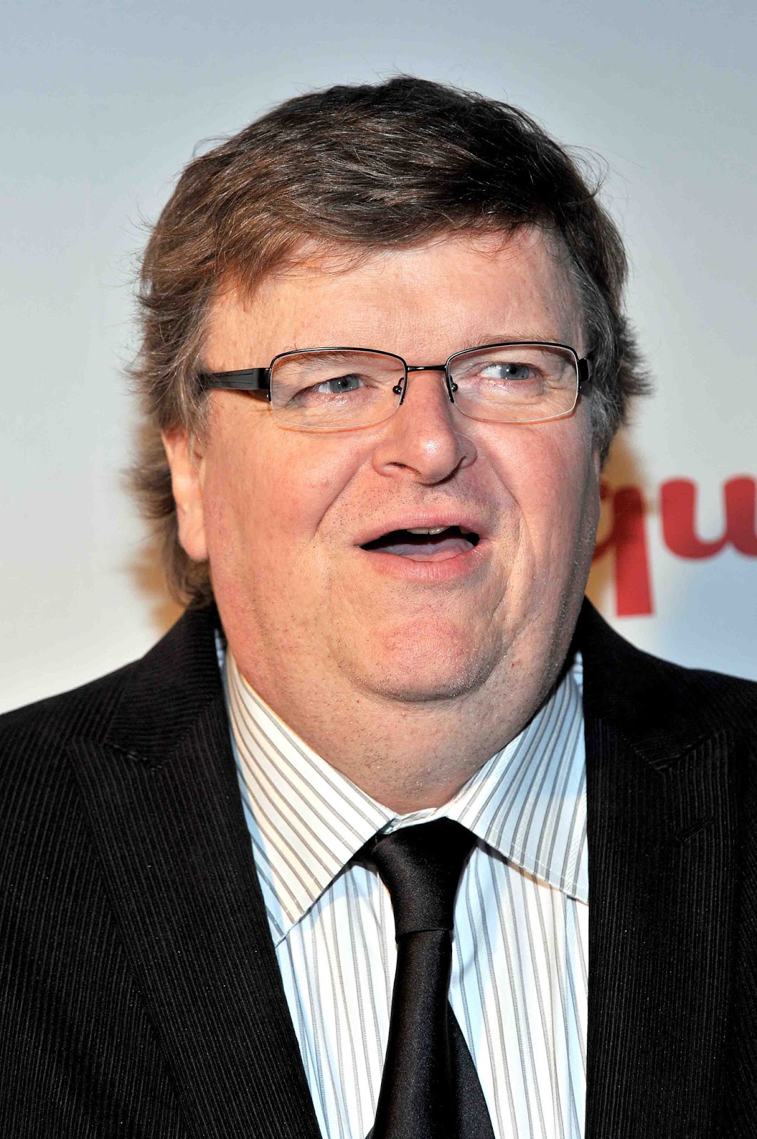 MICHAEL MOORE'S BOWLING FOR COLUMBINE