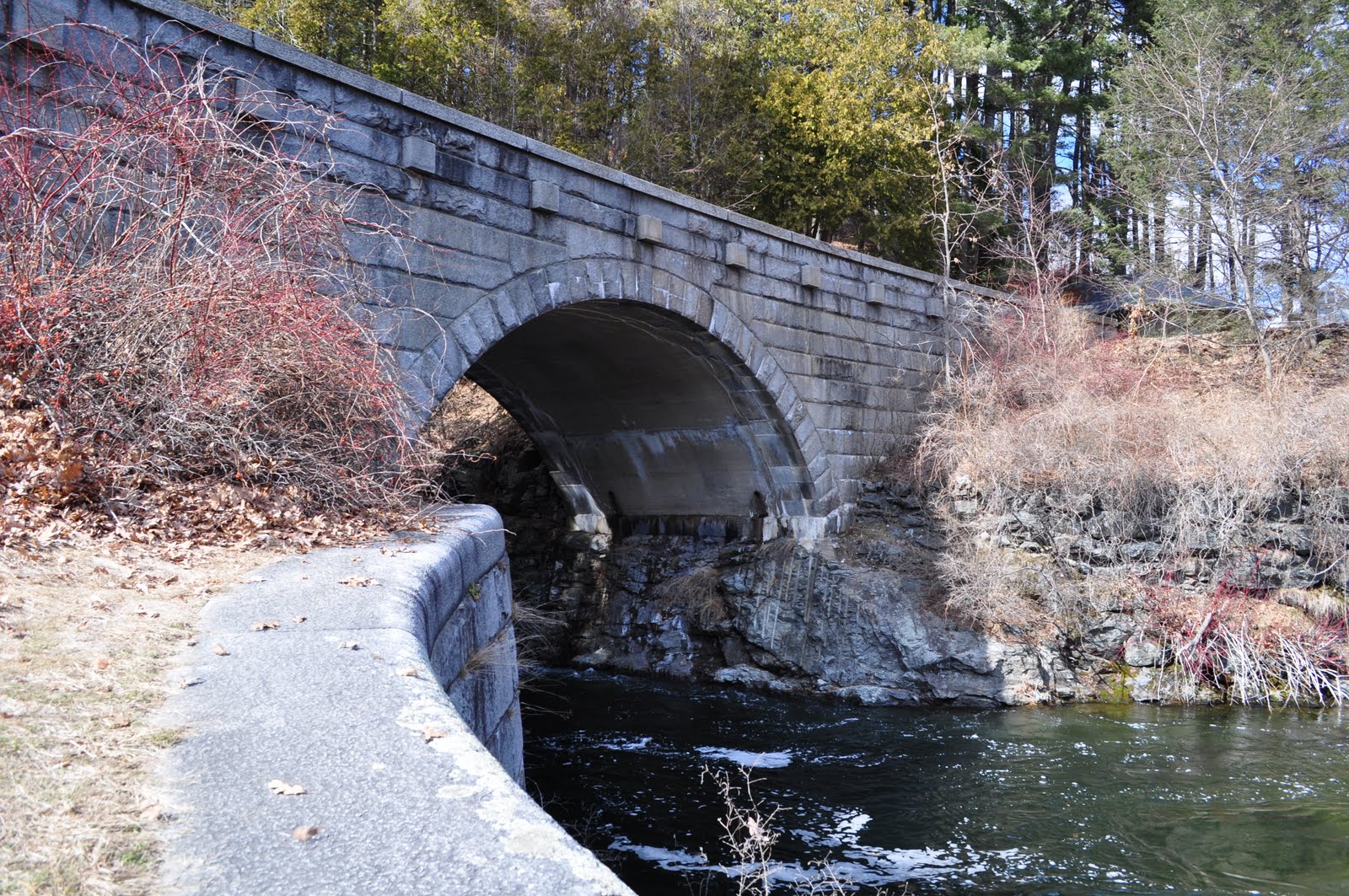 Creepy-chusetts, Strange-chusetts: Wachusett Dam, Clinton