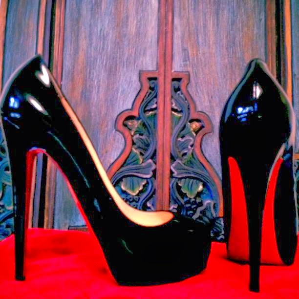 Gorgeous High Heels: Walk With 6 Inch High Heels